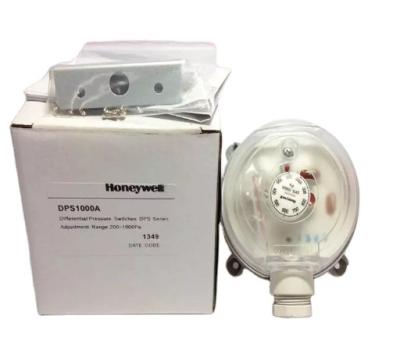 China Battery Powered Differential Pressure Gauge 0-100 PSI 1/4 Inch NPT for sale