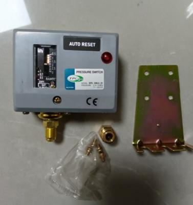 China General Purpose Ultrasonic Level Meter 0.5~3MPa Operating Pressure Range 1 Year Warranty for sale