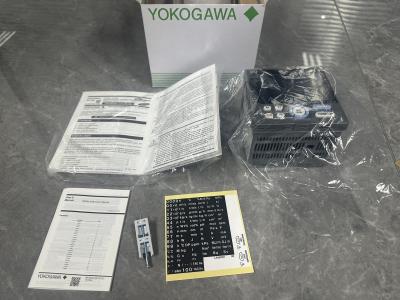 China Yokogawa UT35A Advanced Indicating Temperature Controller 100-240 VAC 96x96mm for sale