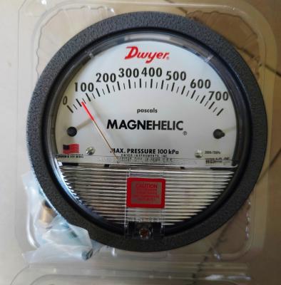 China Dwyer Magnetic Differential Pressure Gauge 0-750 Pa 2% Accuracy Model 2000 for sale