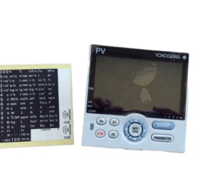China YOKOGAWA UT35A-000-10-00 Plastic Temperature Controller 1 Universal Input 200 msec Scan for sale