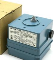 China Schneider Foxboro SRI986 Electro-Pneumatic Positioner 4-20 mA Input Single Acting Direct Action for sale