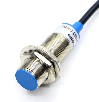 China Aotoro LJ18A3-5-Z/BY Inductive Proximity Sensor PNP NPN 5mm Nickel-Plated Brass for sale