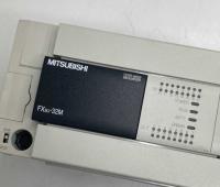 China Mitsubishi FX3U-32MR/ES PLC Base Unit 100-240V AC 16 Inputs 16 Relay Outputs for sale