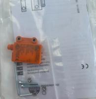 China IFM OJ5126 Retro-reflective Sensor PNP 10-30V DC Red Light 660nm 200mA for sale
