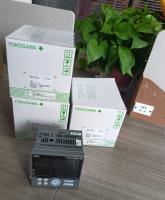 China Yokogawa UT55A-000-11-00 Mid-Level Temperature Controller 100-240V AC for sale