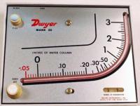 China Dwyer MARK II M-700PA Molded Plastic Manometer 10-0-700 Pa Inclined Vertical with Red Fluid for sale
