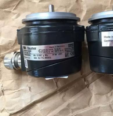 China New Original BAUMER OG71 DN 256 CI Incremental Encoder with Optical Sensing IP66 Protection and 10000 rpm Operating Speed for sale