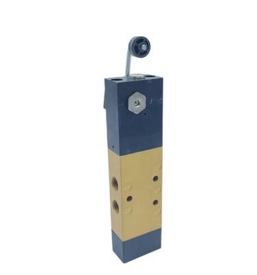 China 228.52.4.13 Sensitive Lever Valve 228.32.4.13 Italian PNEUMAX Woodworking Equipment Edge Banding Machine for sale