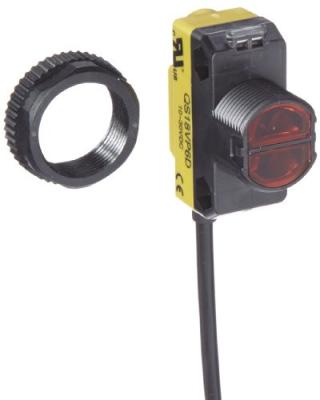 China Banner QS18VP6D Photoelectric Sensor 10-30V DC with 450mm Detection Range and IP67 Rating for sale