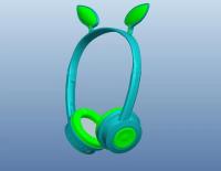 China Children 8 Hours 300mAh 40mm Light Up Cat Headphones Bluetooth phone headset for sale