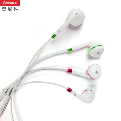 China OEM Sports 105dB 10mm Lighting Cable Earphones for sale