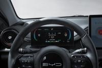 China BYD E2 405km New Energy Electric Sedan Left Hand Drive EV 5 Door 5 Seater for sale