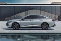 China Plug In Hybrid FWD BYD Electric Car 520km Range Luxury BYD Qin L EV for sale