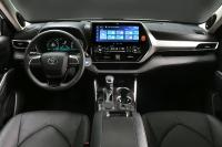 China 4 Door 5 Seats Toyota Highlander Car With Fuel Turbocharged Power And Hybrid System for sale