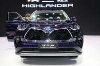 China 4 Door 5 Seats Toyota Highlander Car With Fuel Turbocharged Power And Hybrid System for sale