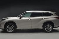 China Dual Engine 2.5L 2WD Toyota Hybrid Car Sedan Automatic Transmission for sale