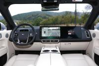 China 5 Door 6 Seater L8 Lixiang Electric Car With Extended Range Power for sale