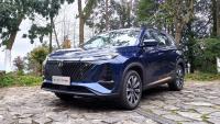 China Compact Changan Petrol Car 5 Door 5 Seater CS75 Plus SUV Front Wheel Drive for sale