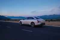 China Upgrade Your Business Fleet with the High-Performance Xiaopeng Electric Car for sale