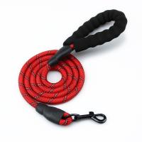 China 5ft Reflective Nylon Dog Leash 150cm 200cm with Zinc Alloy Hardware and Foam Handle for sale