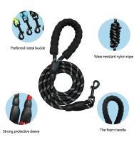 China 5ft Reflective Nylon Dog Leash 150cm 200cm with Zinc Alloy Hardware and Foam Handle for sale