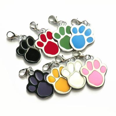 China 25mm Paw Shape Pet ID Tag - Zinc Alloy Noiseless Dog Collar Pendant with Personalized Engraving for sale
