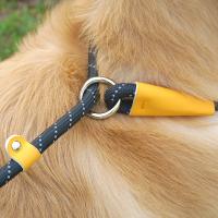 China Military Tactical Retractable Dog Leash with 20kg Load Capacity and One-Touch Locking System for sale