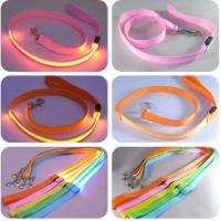 China 120cm USB Rechargeable LED Dog Leash with Glow-in-Dark Safety Feature and Custom Personalization for sale