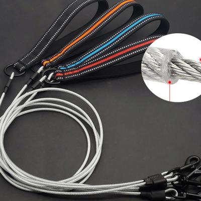 China 4FT Chew-Proof Pet Leash with Metal Anti-Bite Design and Soft Padded Handle - 120cm Length for sale