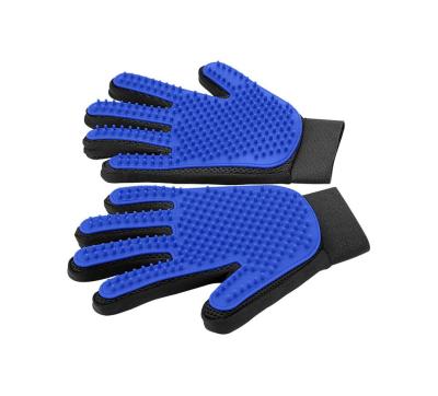 China Silicone Pet Hair Remover Glove 22x15cm Blue Cat Brushing Glove for Small Animals for sale