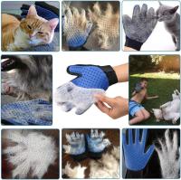 China Silicone Pet Hair Remover Glove 22x15cm Blue Cat Brushing Glove for Small Animals for sale