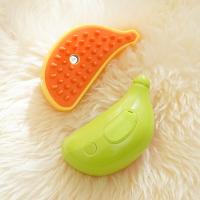 China Rechargeable Pet Grooming Steamer Brush 3 in 1 Dog Cat Hair Removal Steam Spray 11.5cm for sale