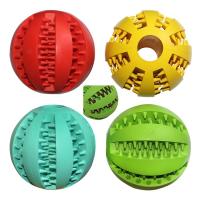 China Interactive Dog Toy Pet Ball Food Puzzle Bite Chew 5-7cm Sustainable Rubber for sale