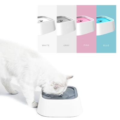 China Plastic Splash Proof Pet Floating Water Bowl 23x23x8cm for Dogs Cats Non Slip Base for sale