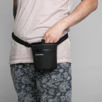 China Dog Treat Bag Pet Walking Training Hip Fanny Pack with Dispenser and Cloth 300 Pcs for sale