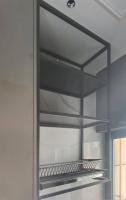 China New Design Aluminum Wall Shelf Cabinet Organization Kitchen Dishes Cups Holders with Drain Tray Kitchen Islands & Carts for sale
