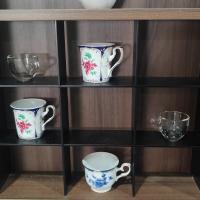 China OEM Customize Cabinet Hardware Furniture Wood Kitchen Shelves Display Shelf with Led for sale
