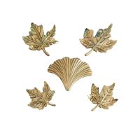 China Light Luxury Nordic Gold Knob Creative Ginkgo Leaf Brass Handle for Kitchen Cabinets Bedroom Dressers Single Hole Application for sale