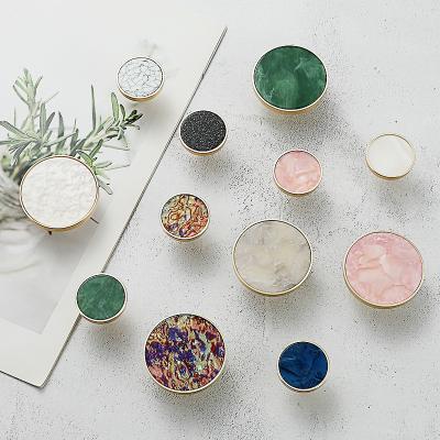 China Minimalist Modern Brushed Brass Gold Handle Cabinet Drawer Kitchen Dresser Durable Easy Installation Luxury Wardrobe Door Knob for sale