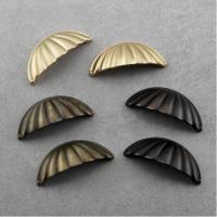 China Antique Retro Chinese Zinc Alloy Furniture Handles & Knobs New Three-Color Cabinets Door & Drawer Wardrobes Shell Design for sale