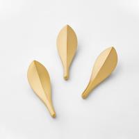 China Nordic Brass Leaves Solid Creative Leaves Cabinet Door Wine Cabinet Wardrobe Handle Brass Knob for sale