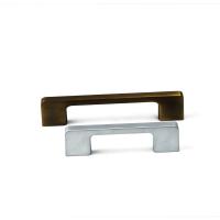 China Modern Kitchen Silver Drawer Handles Zinc Knobs for Furniture Cabinet c Handles for sale