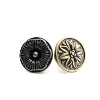 China Chic Antique Style Solid Brass Cabinet Knob Versatile Pull Handles Bedroom Hotel Living Room Workshop Apartment Home Bar Outdoor for sale