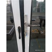 China Bifold Sliding Glass Folding Window Doors For Patio 77mm Insulated Aluminum for sale
