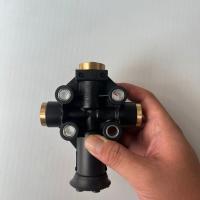China Jinlong Yutong Bus Height Valve 3506-05152 Quick-Connect Nitrile Rubber 3M Cycle Air Suspension Bus Spares for sale