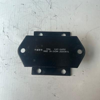 China Yutong King Long Bus Engine Mount 1001-06950 Rubber Metal Composite 500kg Load Bus Spares Parts for sale