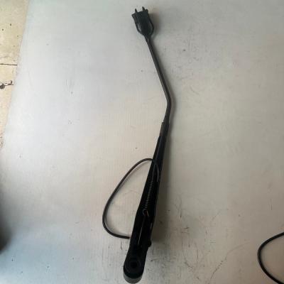 China Bus Spares Parts 800mm King Long Yutong Higer Windshield Wiper Arm Assembly 5205-01318 5205-01317 for sale