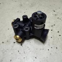 China Yutong 3506-05152 Hande Air Suspension Height Control Valve | OEM Leveling Valve for sale