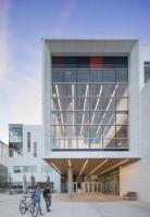 China Customized Glass Curtain Wall with Thermal Insulation and Aluminium Color for Modern Aesthetics for sale